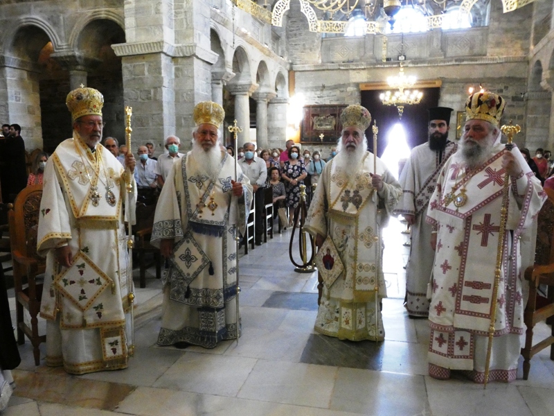 Ο Σεβασμιώτατος στις λατρευτικές εκδηλώσεις προς τιμήν του Αγίου ...