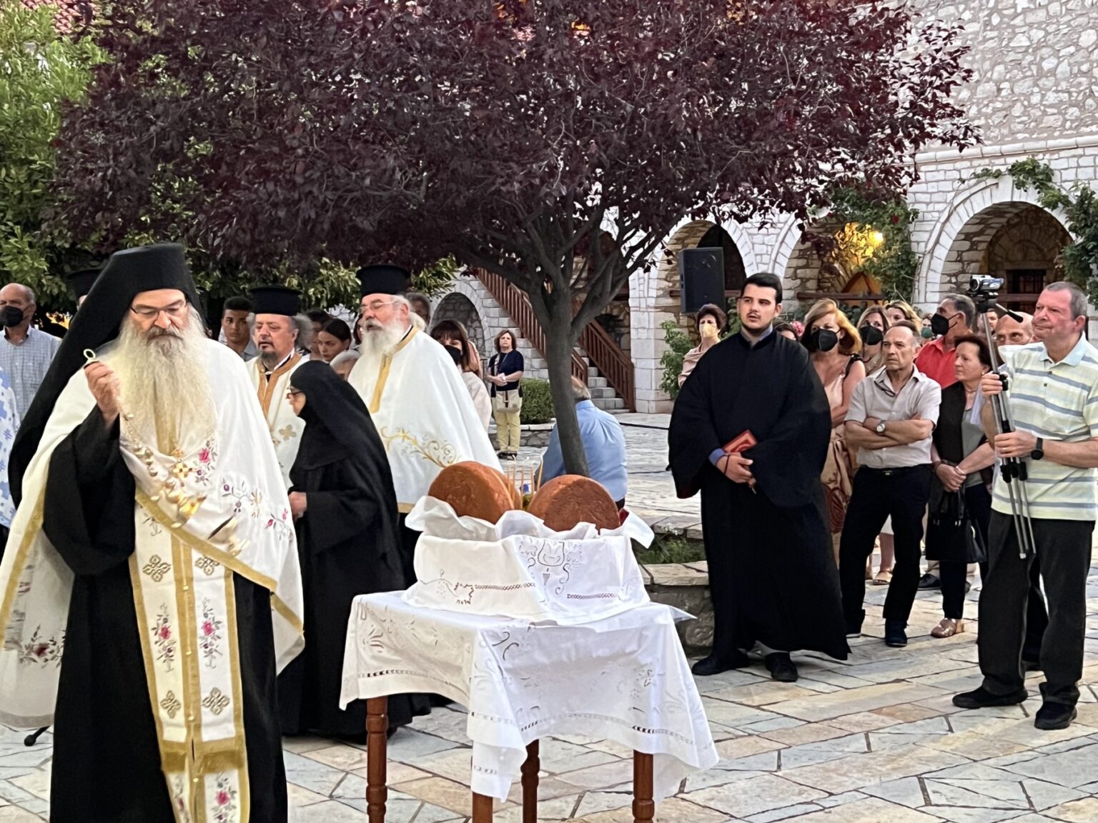 ΙΕΡΑ ΜΗΤΡΟΠΟΛΙΣ ΘΗΒΩΝ, ΛΕΒΑΔΕΙΑΣ ΚΑΙ ΑΥΛΙΔΟΣ