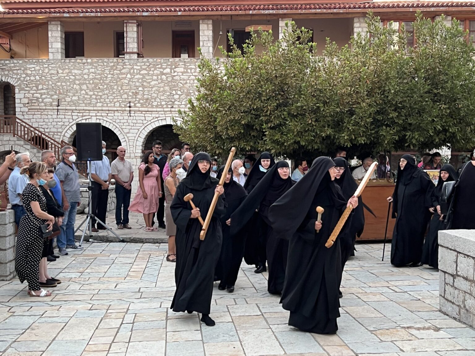 ΙΕΡΑ ΜΗΤΡΟΠΟΛΙΣ ΘΗΒΩΝ, ΛΕΒΑΔΕΙΑΣ ΚΑΙ ΑΥΛΙΔΟΣ