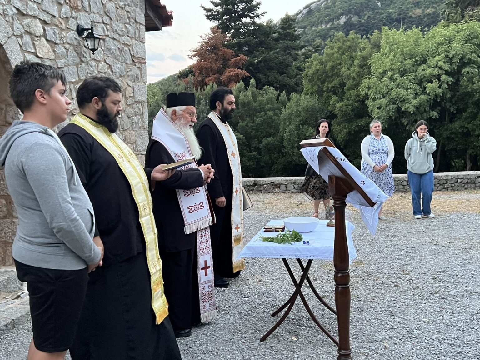 ΙΕΡΑ ΜΗΤΡΟΠΟΛΙΣ ΘΗΒΩΝ, ΛΕΒΑΔΕΙΑΣ ΚΑΙ ΑΥΛΙΔΟΣ